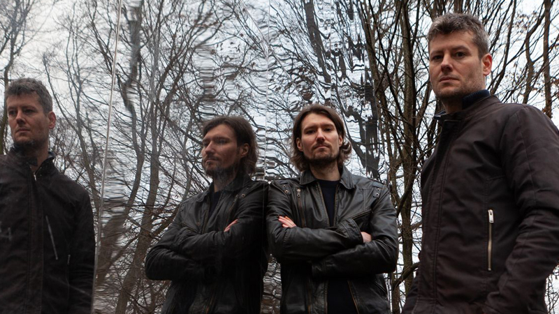 INTERVIEW: Vinyl Floor // NINE:32